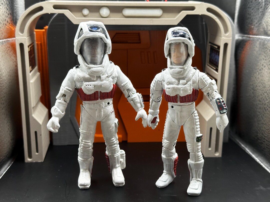 Captain Jean-luc Picard and Worf 2 Pack in EV Suit From First Contact ...