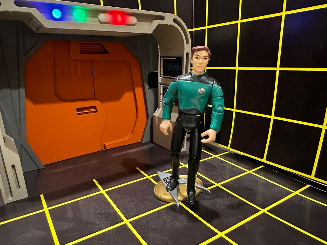 Simon Tarses From "the Drumhead" [TNG Season 4 / Wave 1] - Etsy