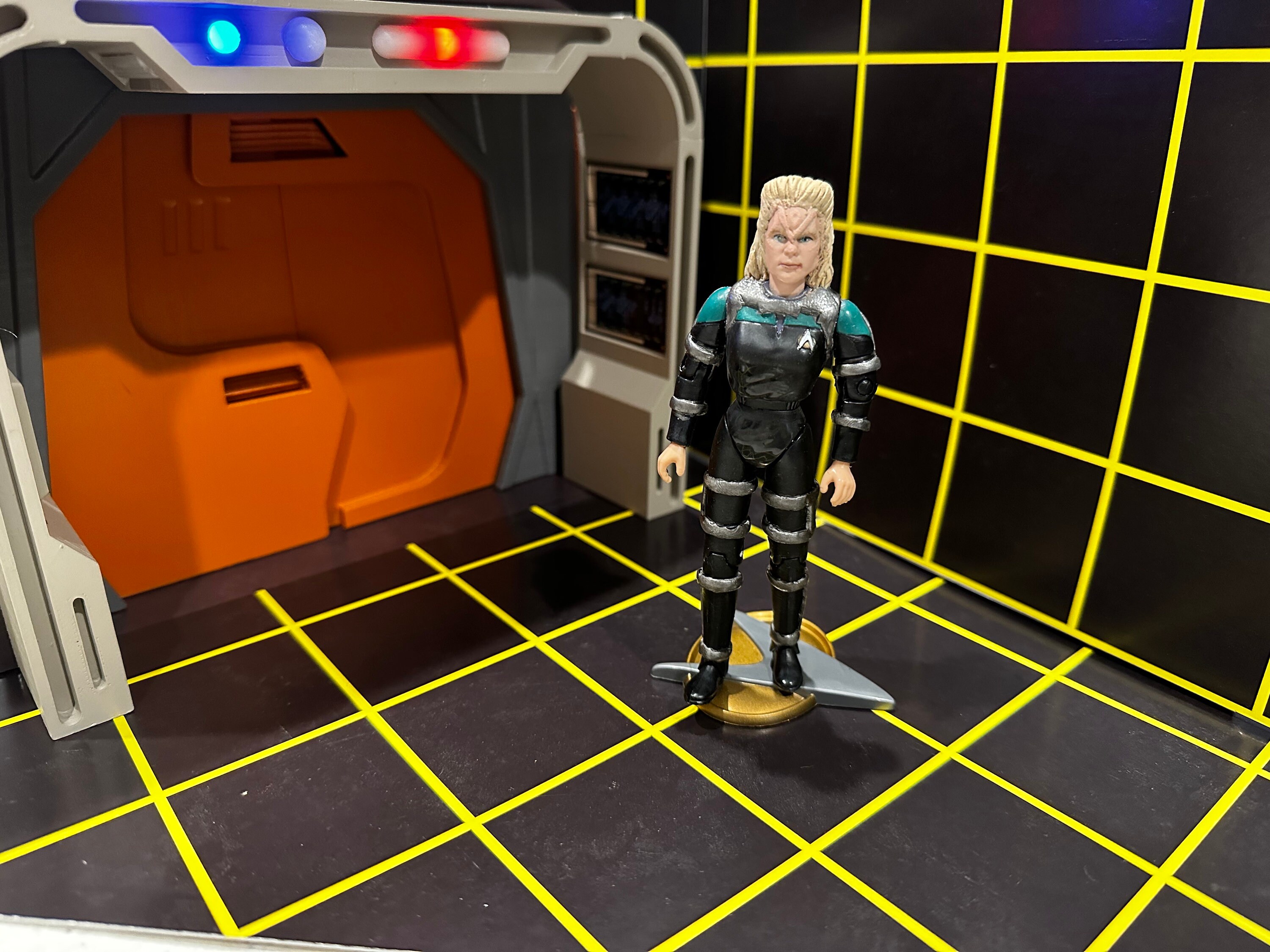 Melora Pazlar star Trek DS9 Seasons 1 & 2 - Etsy