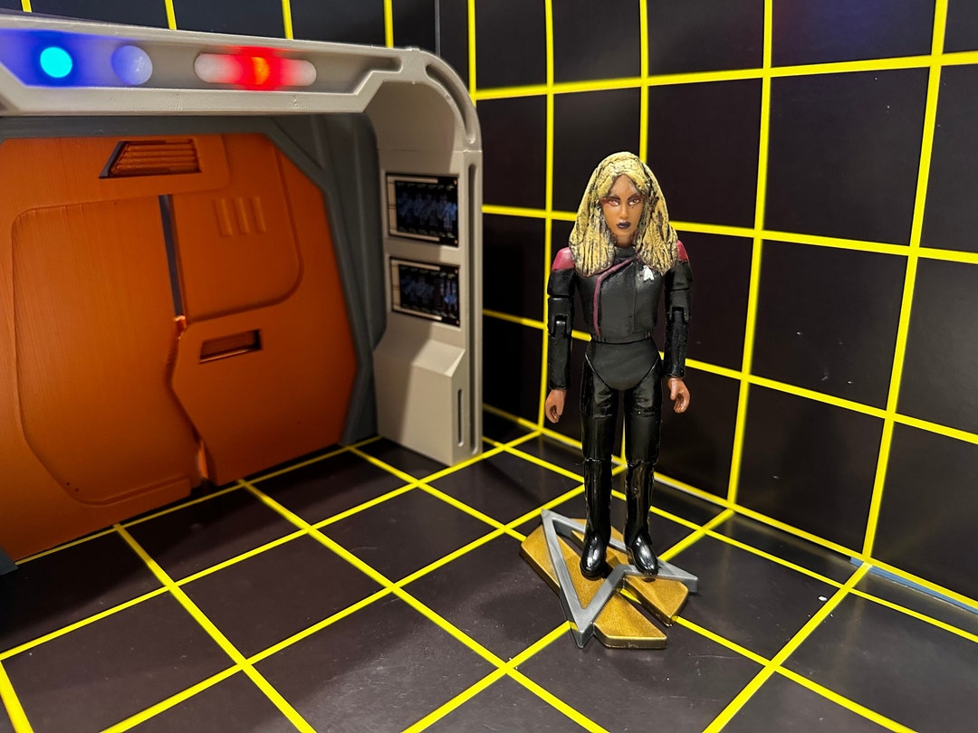 First Officer Raffi Musiker star Trek Picard Season 3 Wave 2 - Etsy