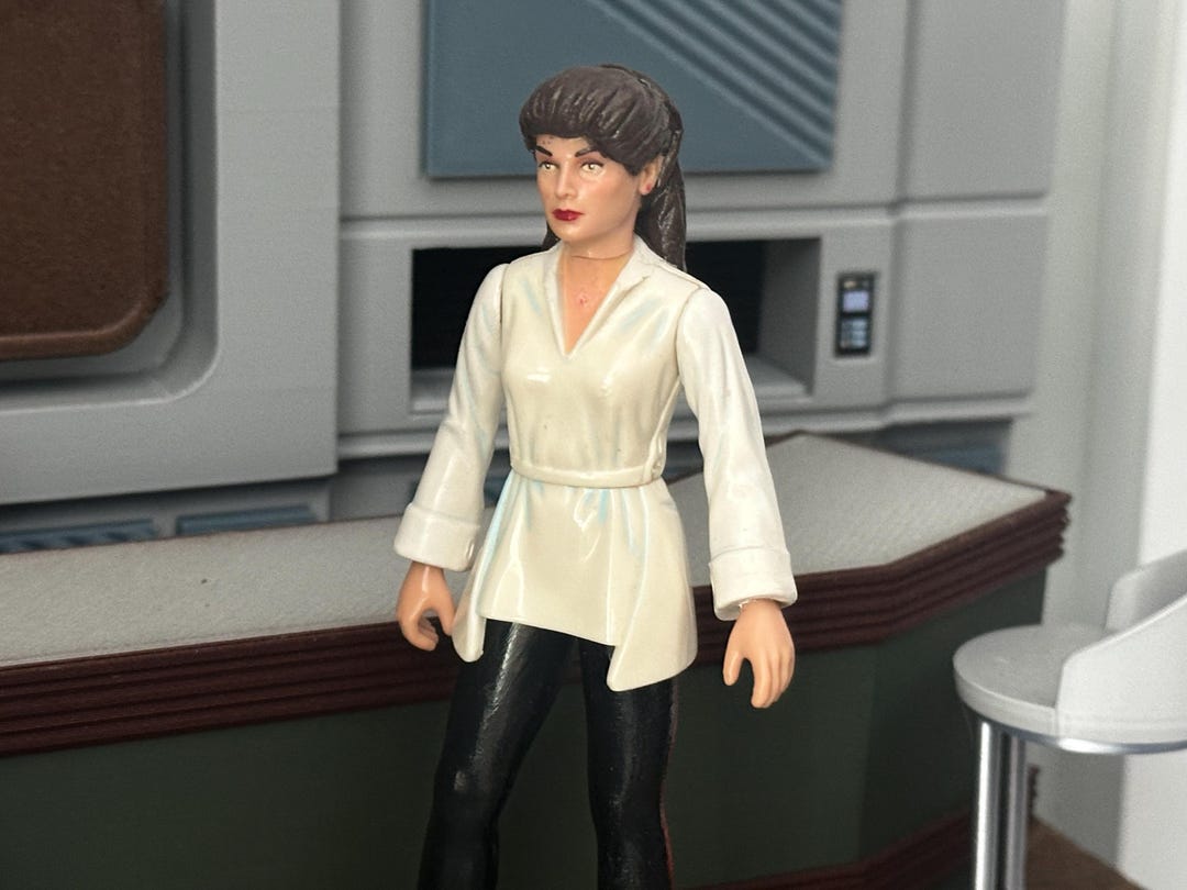 Saavik in off Duty Attire From Wrath of Khan [TOS Movies] - Etsy