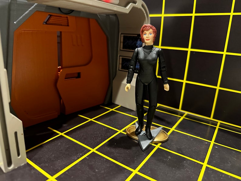 Doctor Crusher From chain of Command TNG Season 6 / Wave 1 - Etsy