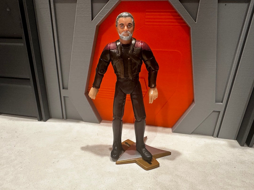 William Riker in Starfleet Field Jacket [star Trek Picard - Season 3 ...