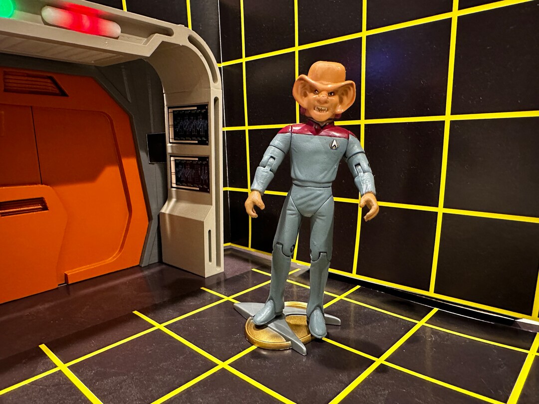 Cadet Nog [star Trek DS9 Seasons 3-5] - Etsy