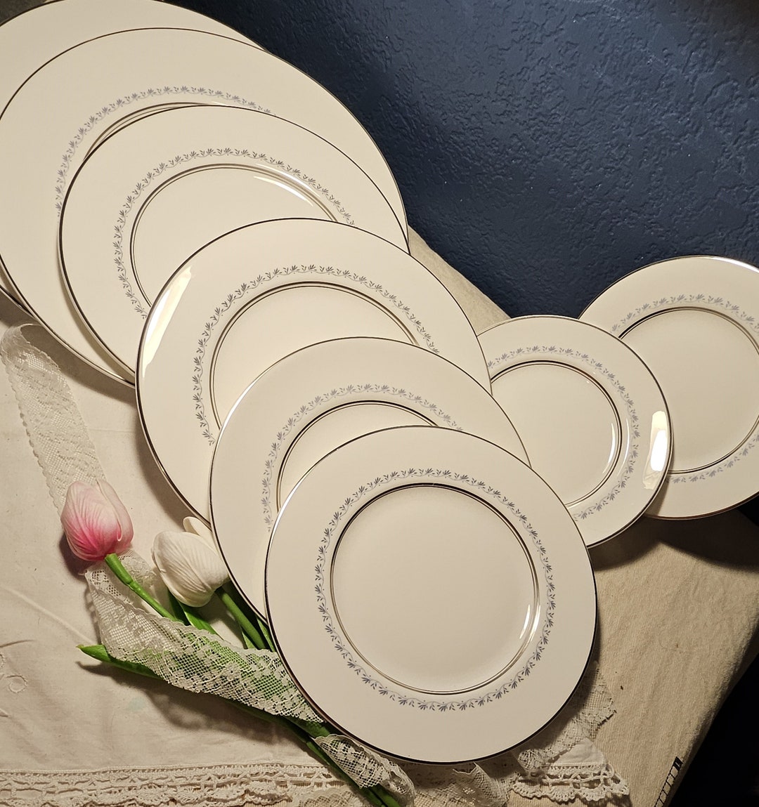 Royal Doulton Bone China 'tiara' Set of 2 Dinner, 2 Luncheon, 2 Salad ...