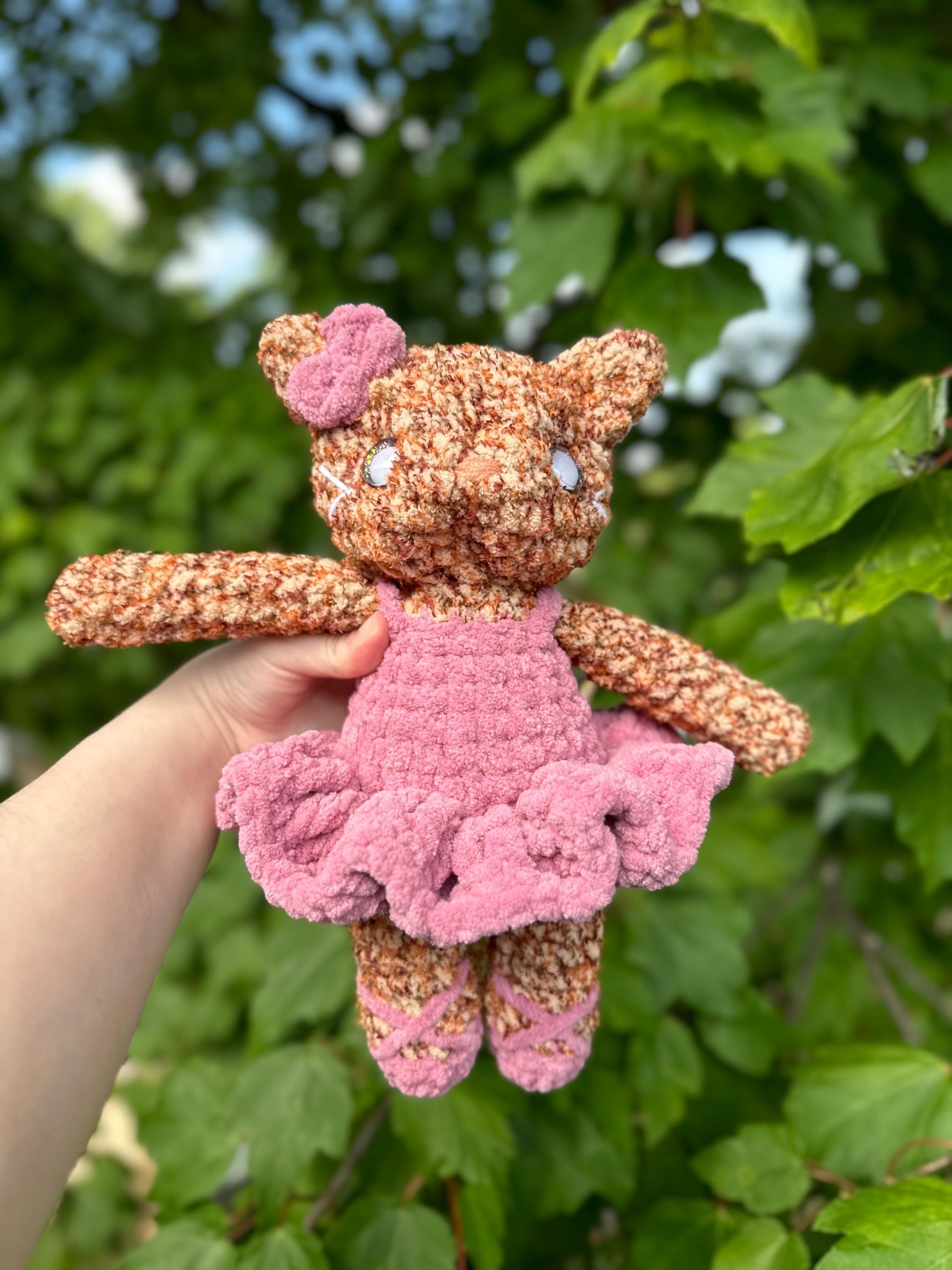 Crochet Maisie the Ballerina Kitty Plushies - Amigurumi • Crocheted ...
