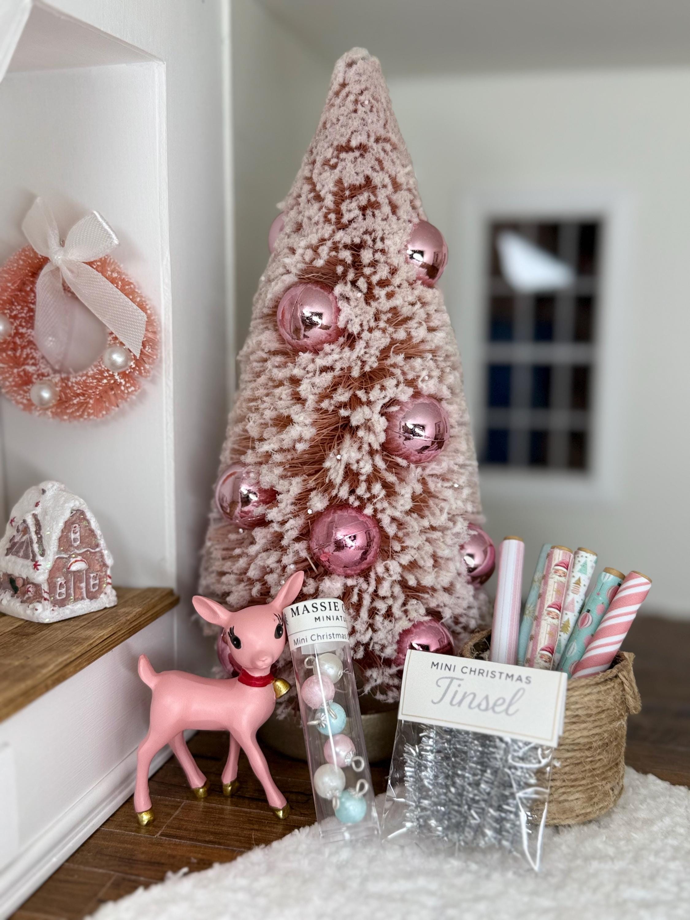 Miniature Christmas Gift Wrap Set, 1:12 Scale Dollhouse Tinsel ...
