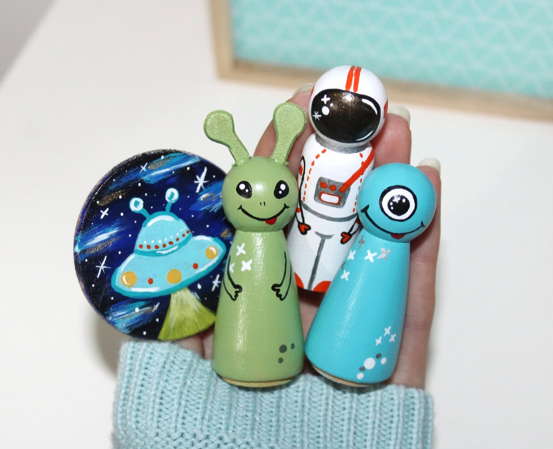 Space Peg Doll Set Peg Doll Astronaut and Alien - Etsy