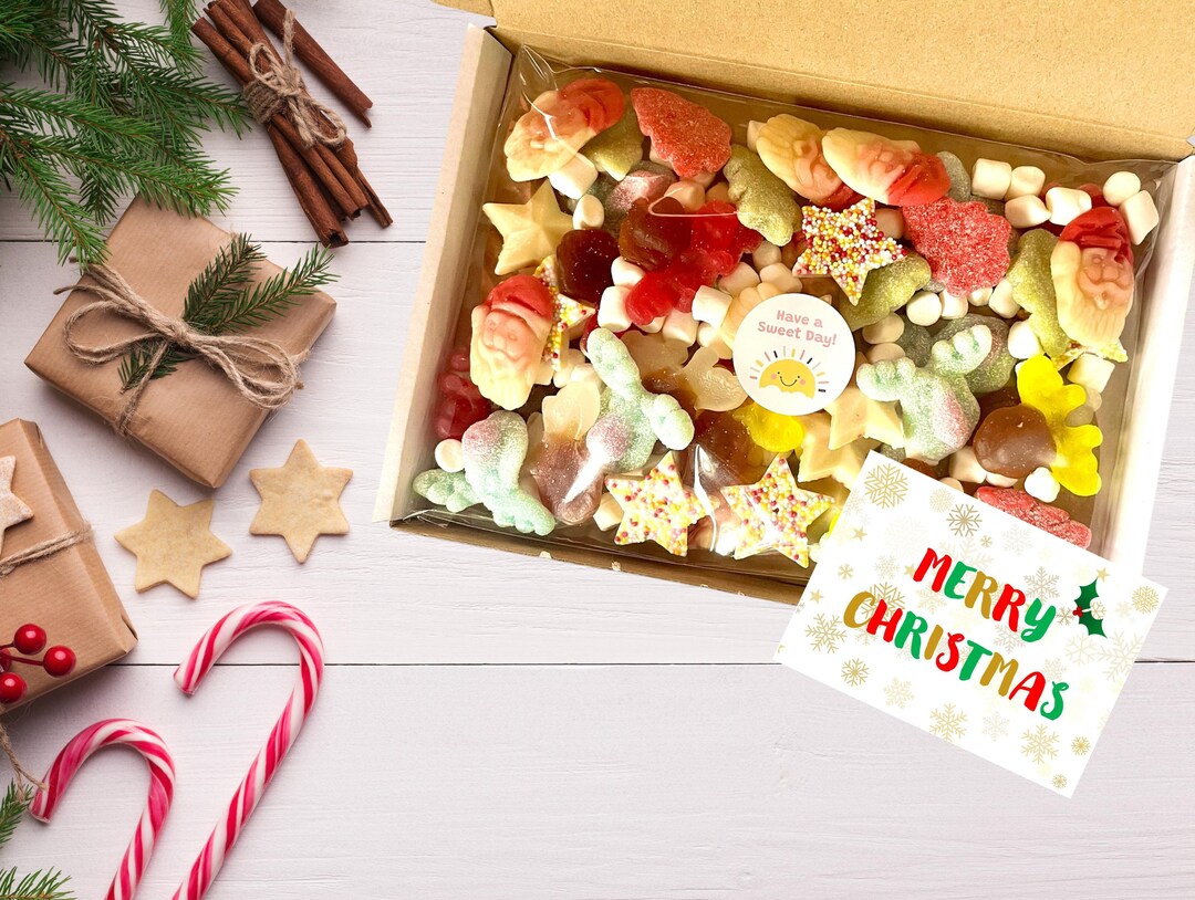 Merry Christmas Sweet Box With Personalised Gift Card : 400g Pick N Mix ...