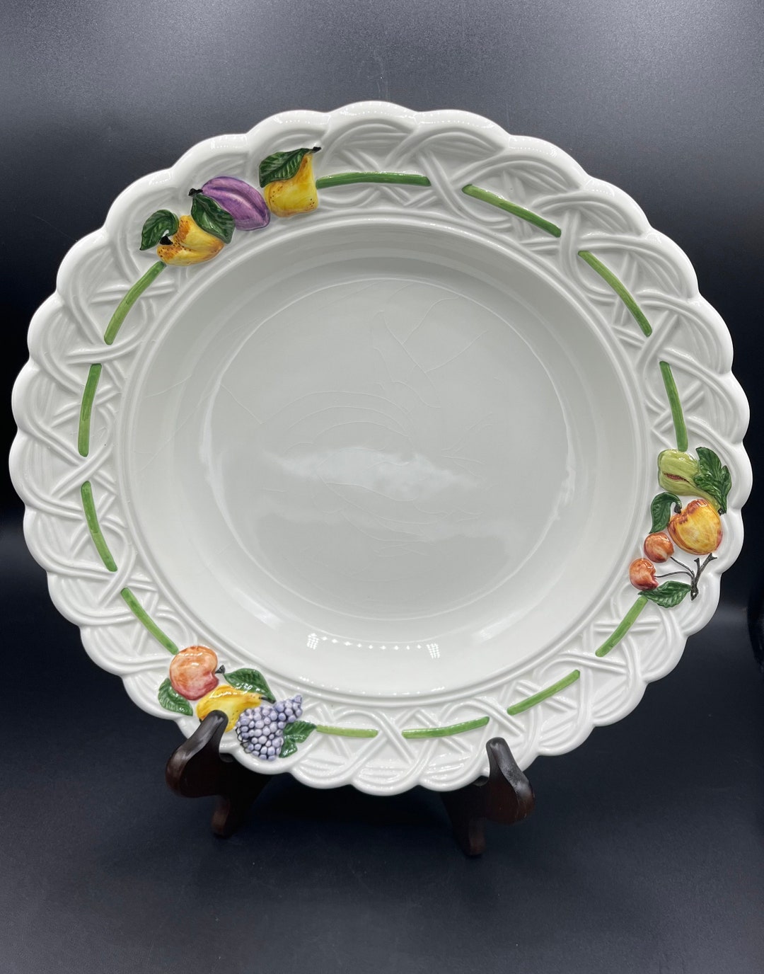 Este for Gucci Porcelain Hand Painted Weave Fruit Pattern Round Shallow ...
