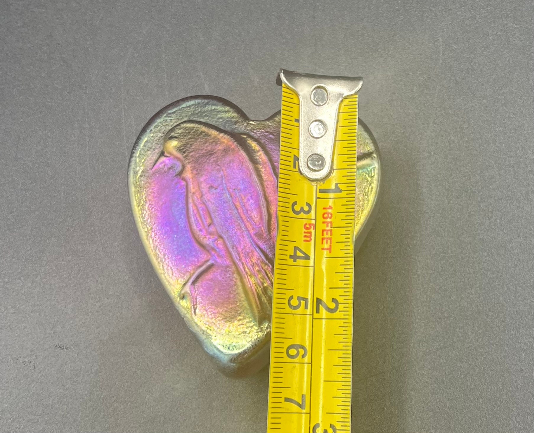 Robert Held Signed Bird Design Iridescent Glass Heart Shaped ...