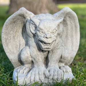 Gothic Gargoyle Sculpture Outdoor Monster Figurine Stone Guardian ...