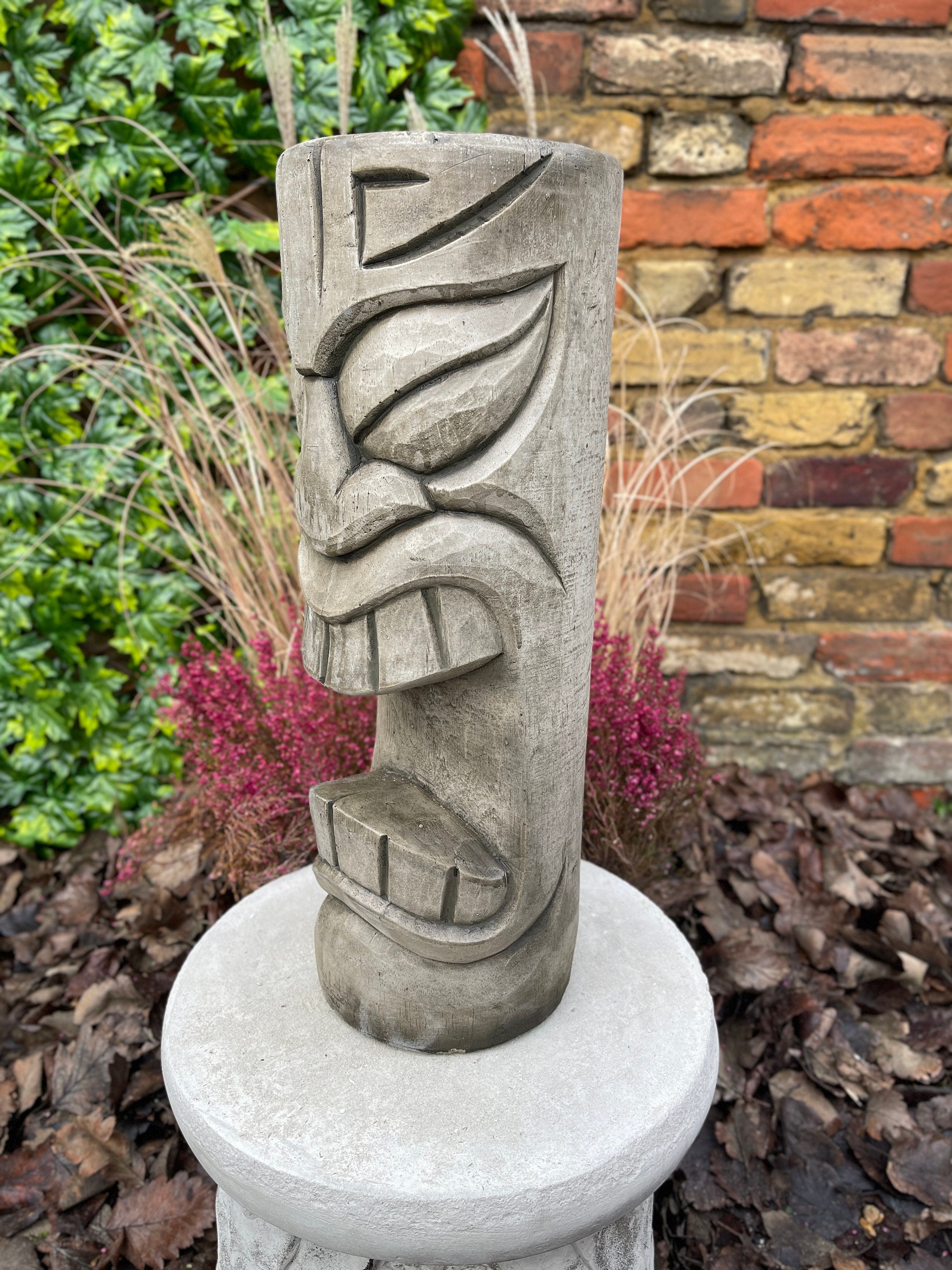 Stone Tiki Totem Decor Outdoor Head Figurine Concrete Totem Pole Statue ...