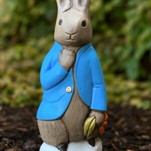 Concrete Rabbit Statue Cute Rabbit Sculpture Garden Bunny Figure Big ...