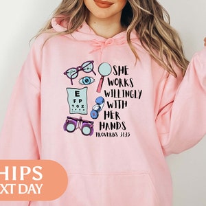 Optometry Sweatshirt Optician Crewneck Eye Doctor Gift Ophthalmology ...