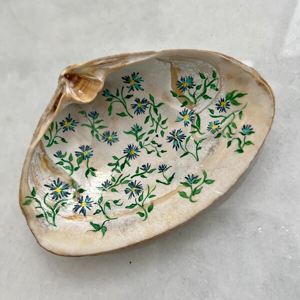 Hand Painted Shells - Etsy