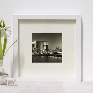 Number 1 London Bridge Building Photo Art Print - Etsy