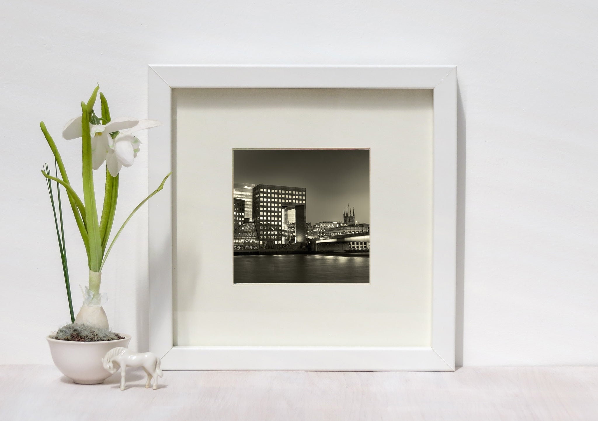 Number 1 London Bridge Building Photo Art Print - Etsy