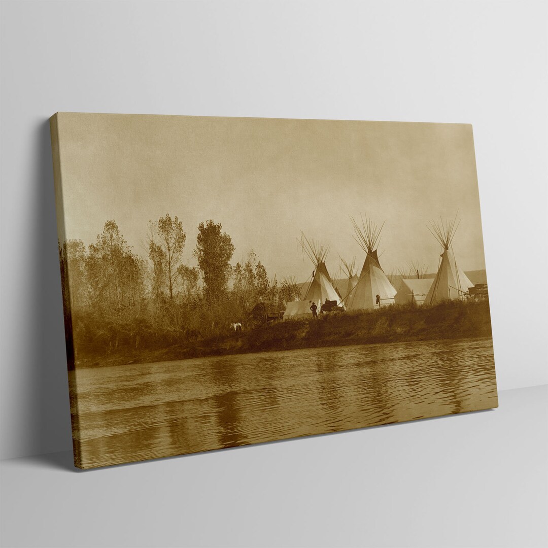 Crow Indian Tipis Along the Little Bighorn River, Edward Curtis 1908 ...