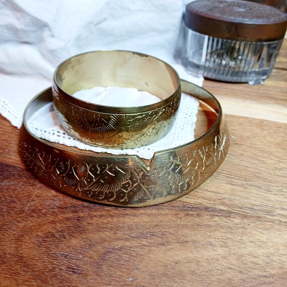 Brass collar and bangle etched tribal set primitive e… - Gem