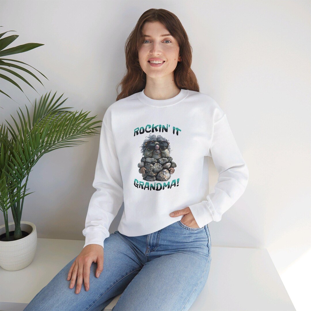 Rockin' It Grandma Unisex Heavy Blend™ Crewneck Sweatshirt Granny ...