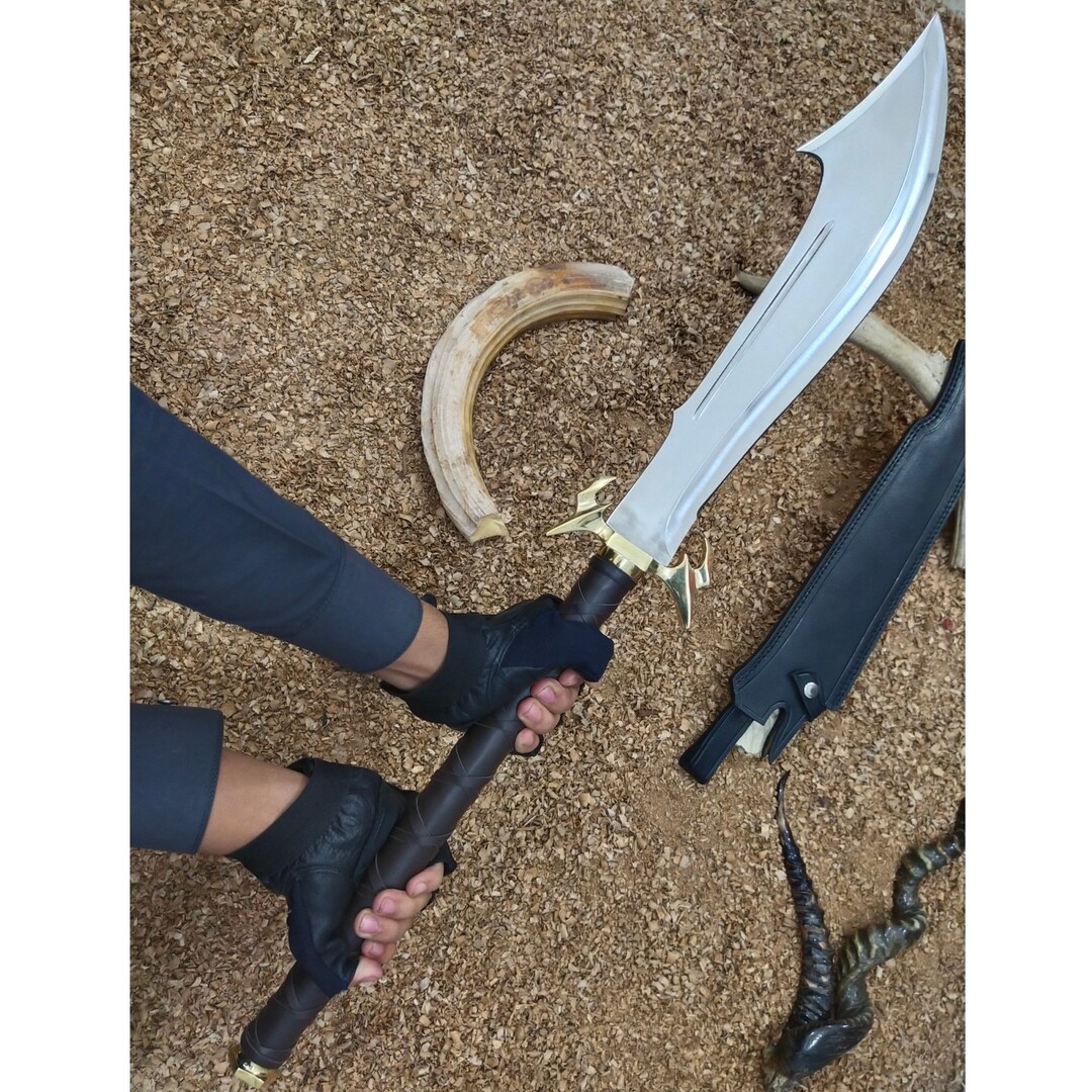 Aesthetic Master Sword With Golden Guard, 32-long Carbon Steel Blade ...