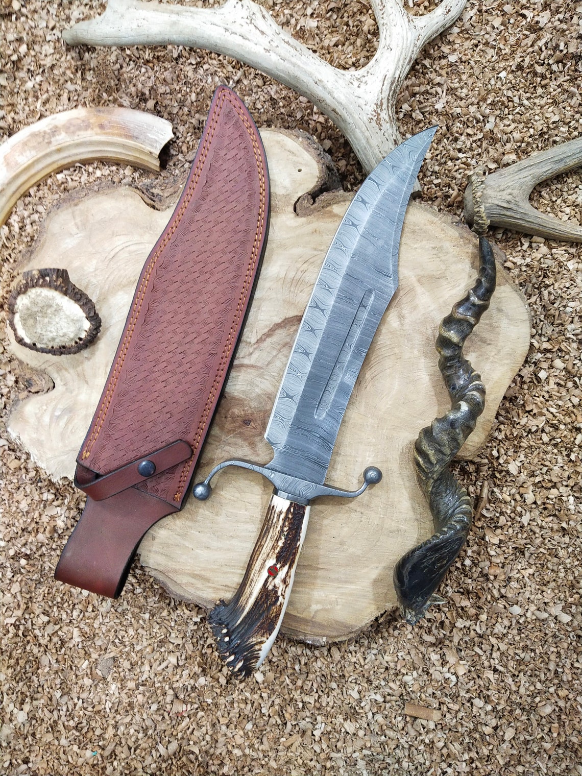 Custom Handmade Antler Bowie Knife, Stag Bowie, Damascus Twist Pattern ...