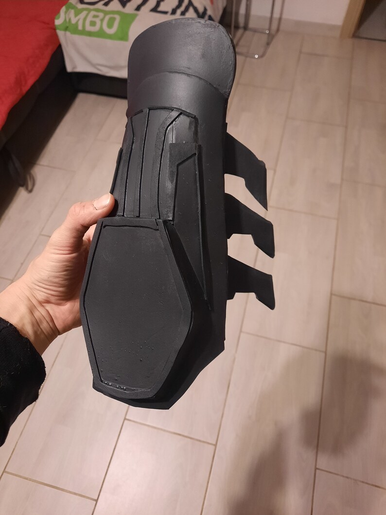 The Bat Superhero Origins Armor Cowl and Guntlets in FOAM - Etsy