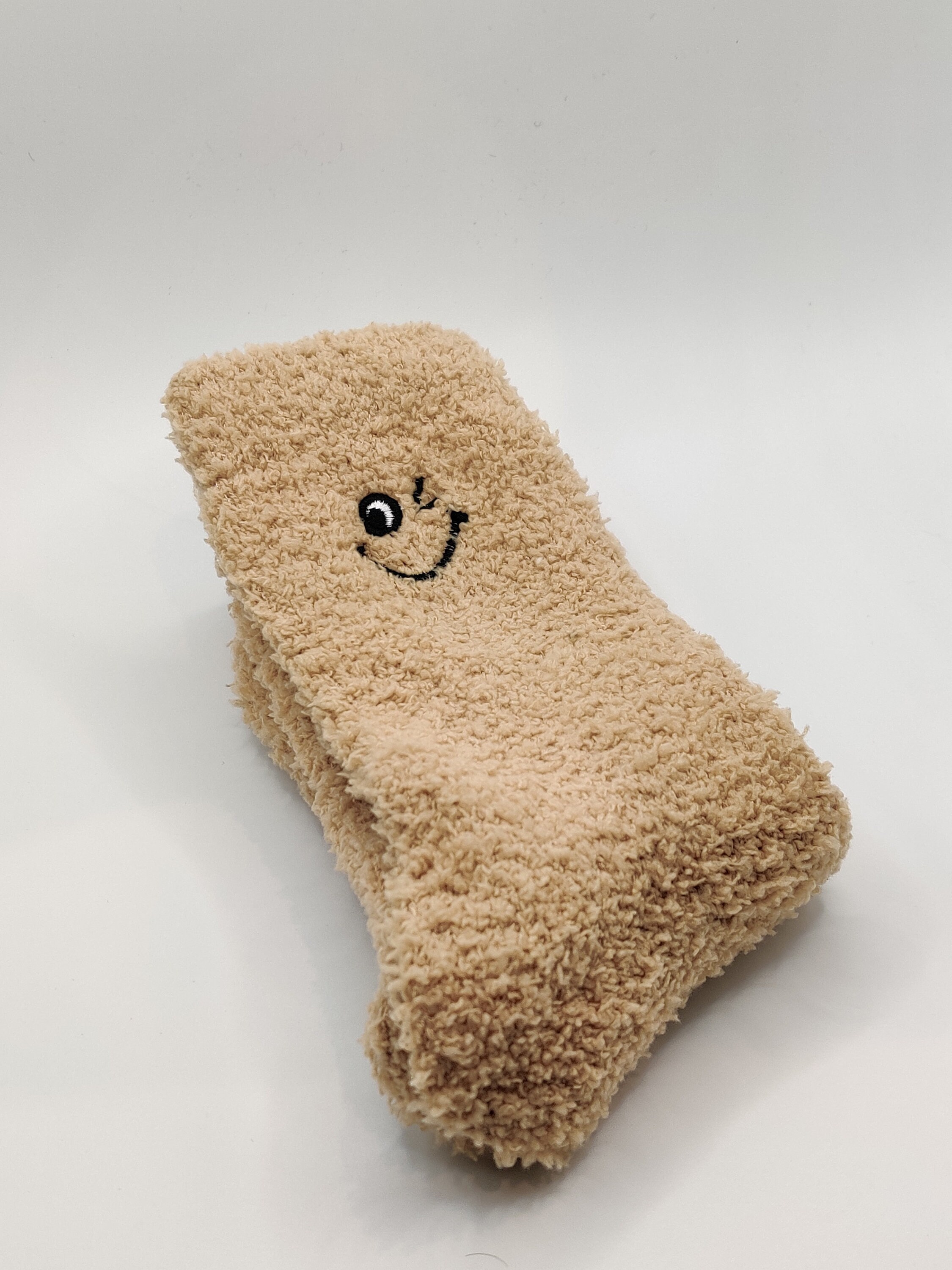 Fuzzy Smiley Socks | Comfy Slipper Socks in Winter | Soft and Cosy ...