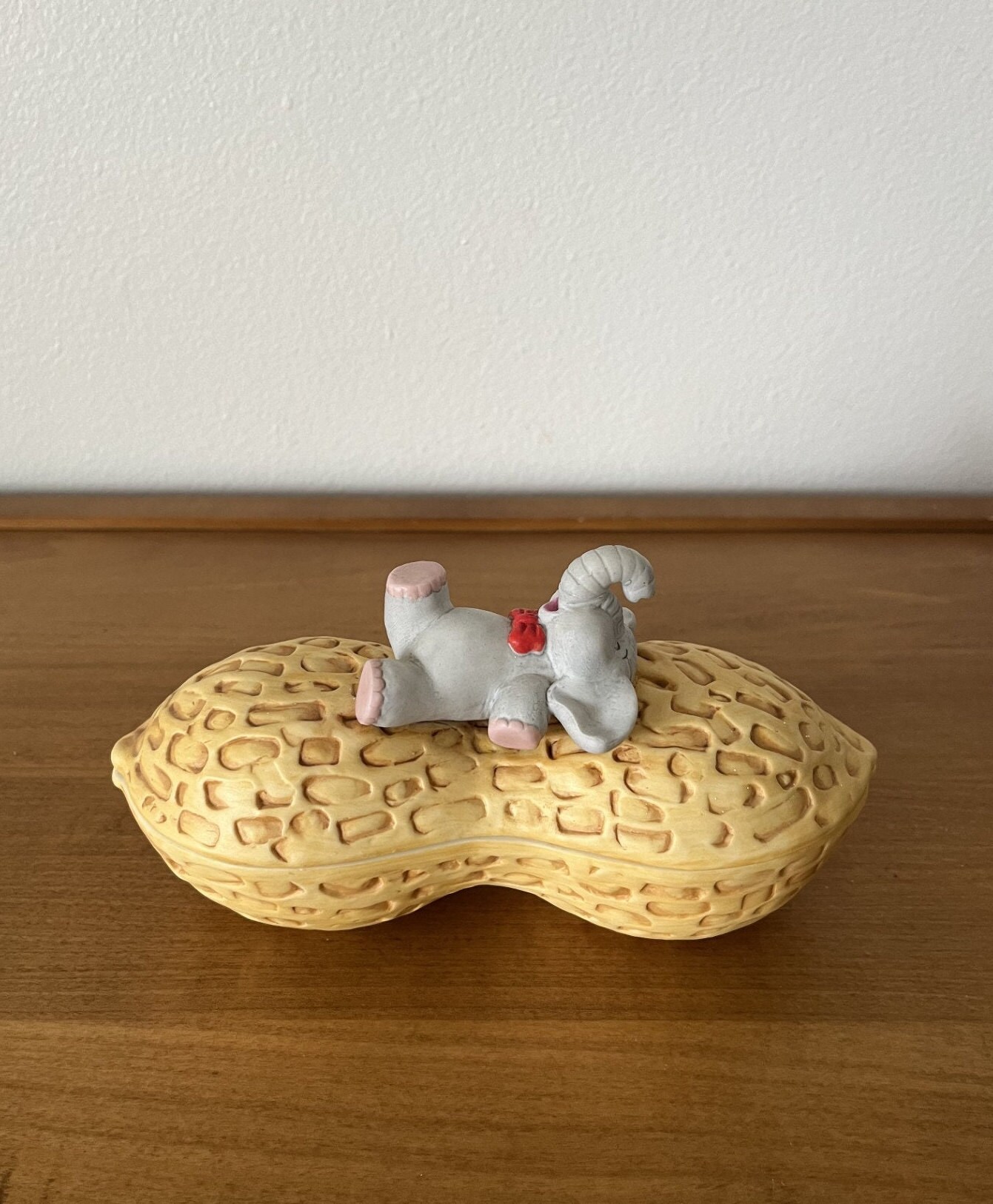 Vintage Ceramic Peanut Shaped With Elephant Candy Dish / Figi's RMT / 2003 - Etsy