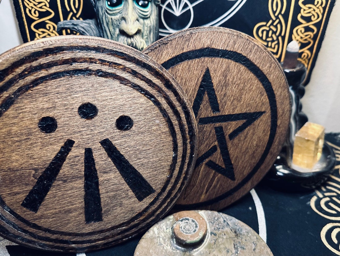 7 Altar Plate pentacle or Awen - Etsy