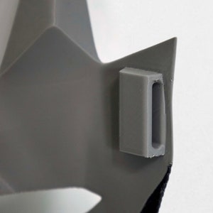 3D Printed: Replica ‘paragon’ Mask & Display Stand - Etsy