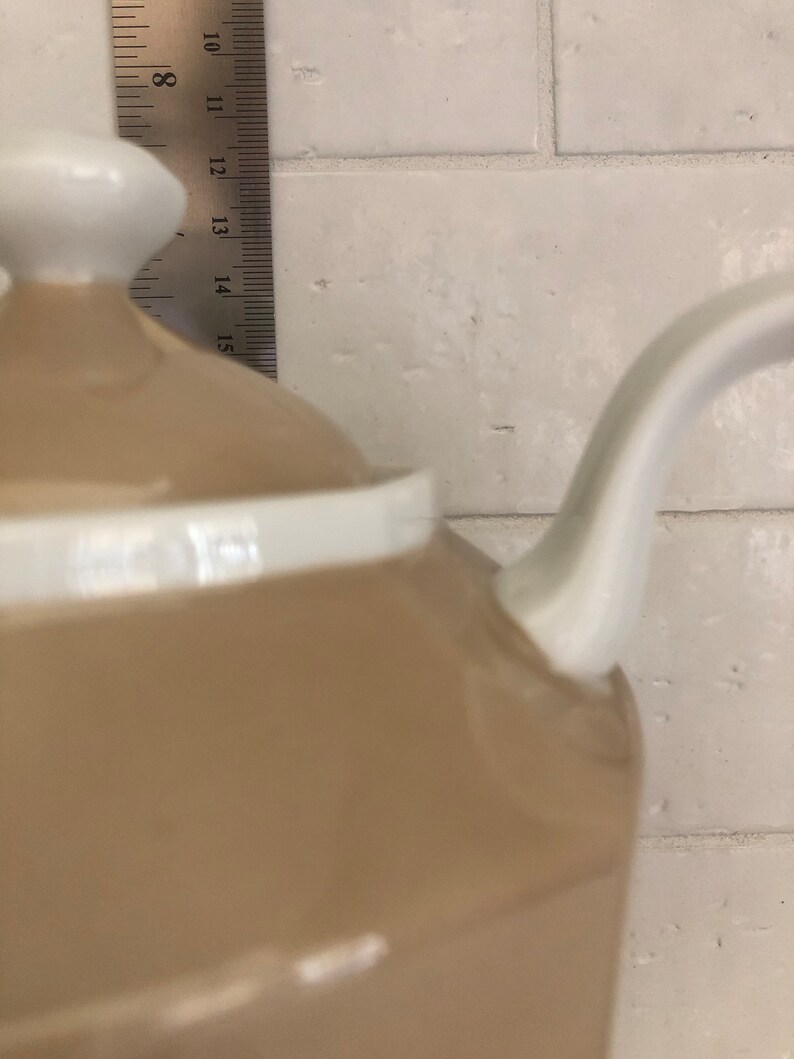 Vintage Fitz and Floyd Rondelet Teapot in Taupe and White. Vintage 1970 ...
