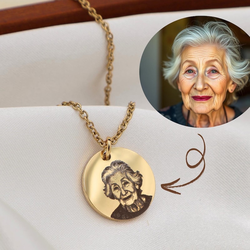 Personalized Photo Necklace - Etsy