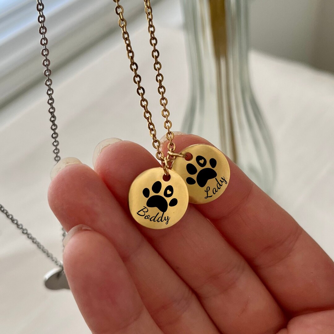 Personalized Dog Mama Necklace - Engraved Custom Dog Name Paw Pendant ...