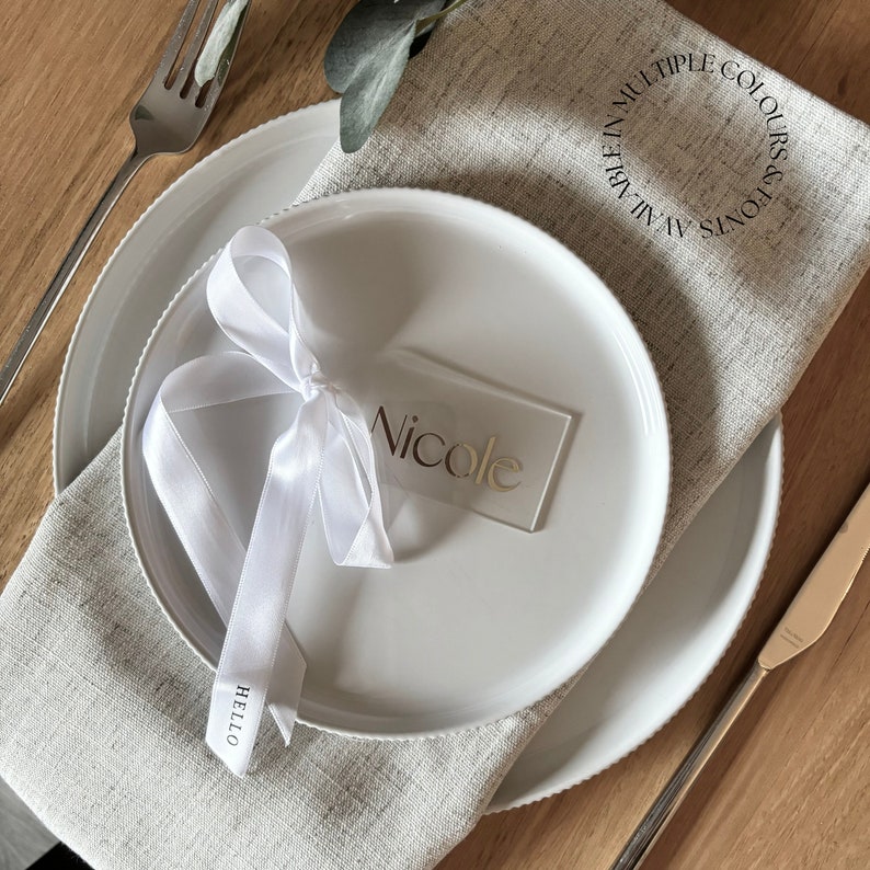Arch Acrylic Wedding Place Settings With White Satin Ribbon Bow Elegant ...