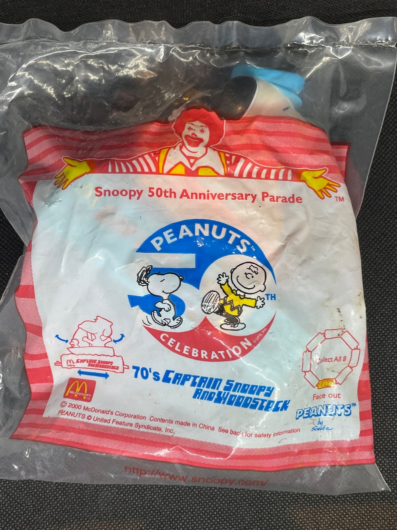 2000 Mcdonald's Peanuts Snoopy 50th Anniversary Parade Toy 70's Captain ...