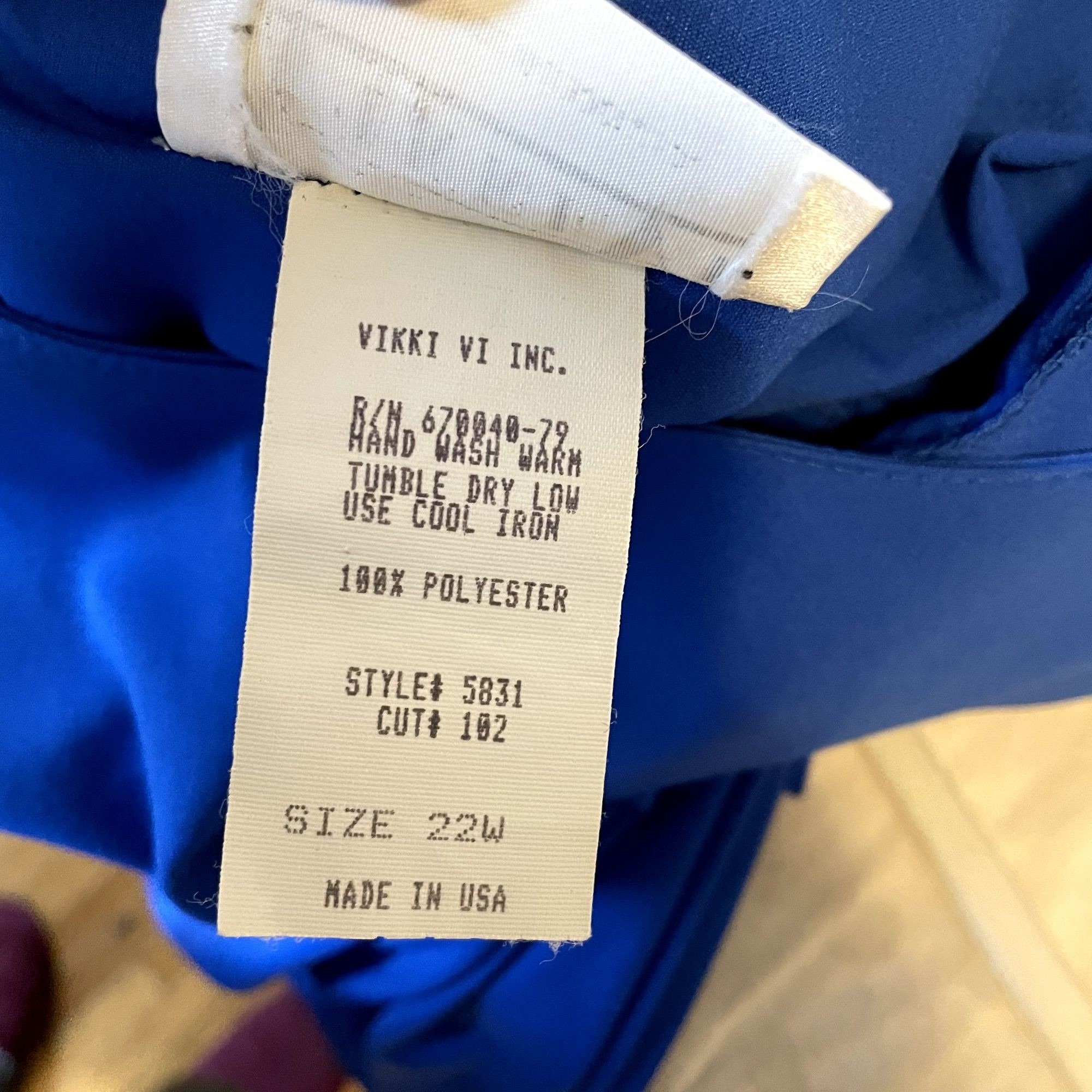 80s Vintage Vikki Vi Royal Blue Gathered Long Sleeve Cocoon Top and ...