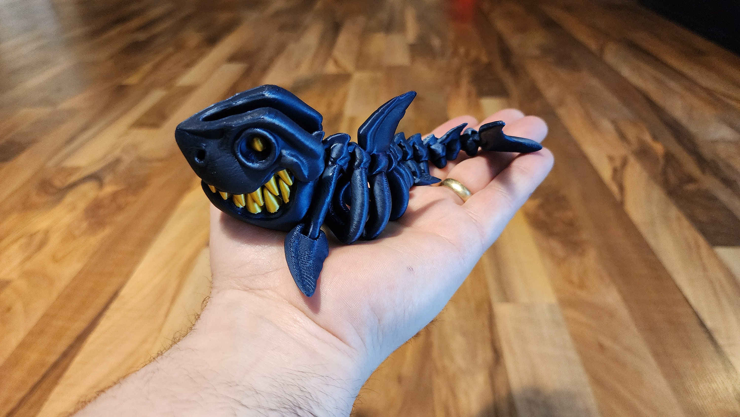 Flexi-factory 3D Printed Fidget Articulating Shark 2 Color - Etsy