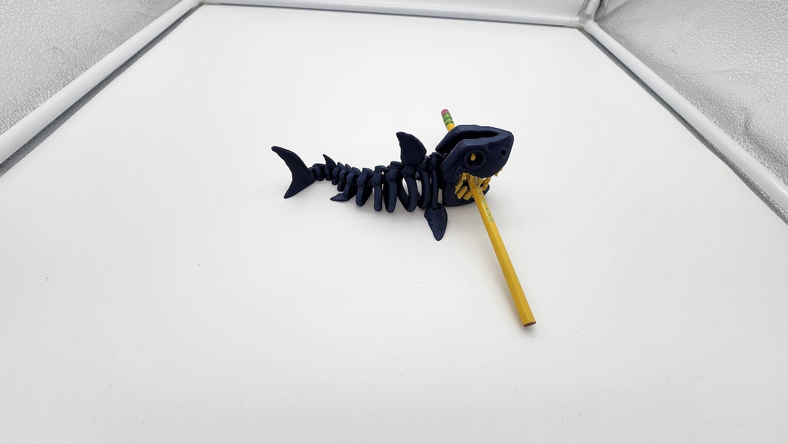 Flexi-factory 3D Printed Fidget Articulating Shark 2 Color - Etsy