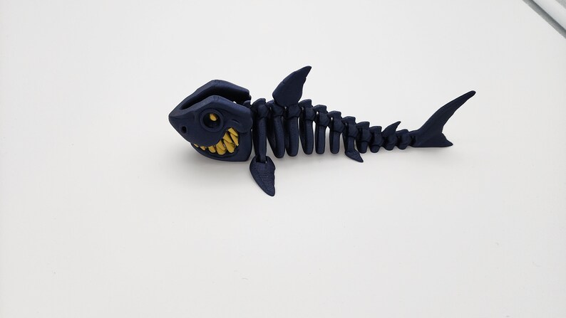Flexi-factory 3D Printed Fidget Articulating Shark 2 Color - Etsy