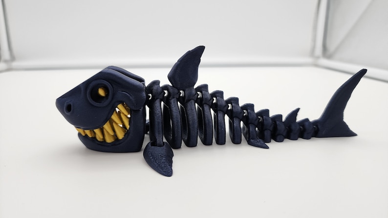 Flexi-factory 3D Printed Fidget Articulating Shark 2 Color - Etsy