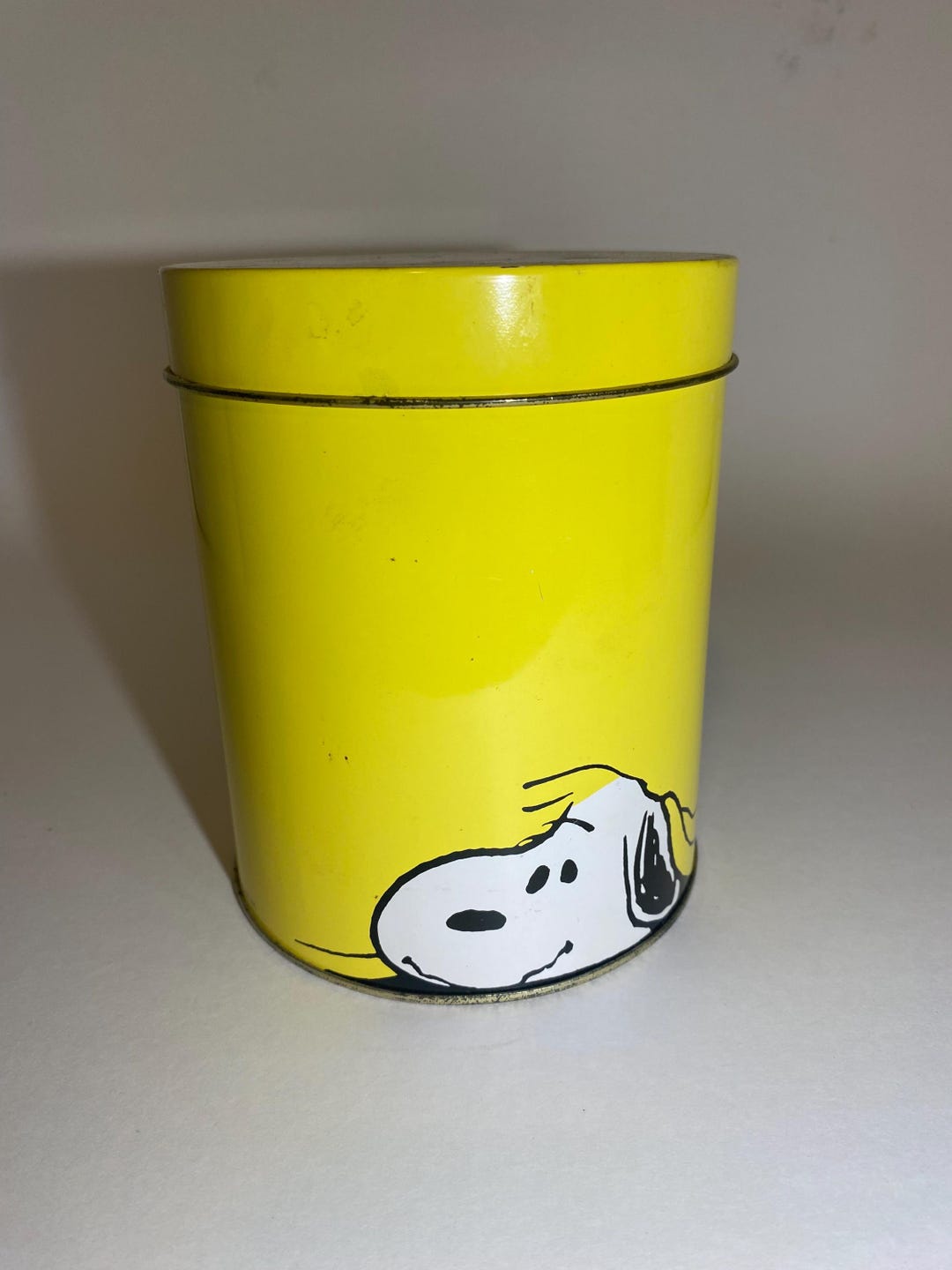 Vintage Snoopy Tin 1965 - Etsy