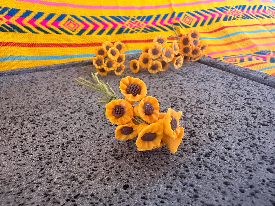 Mini Sunflower Bouquet; Mini Flower Bundle - Etsy