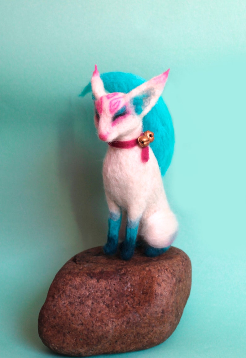 Ahri Spirit Blossom Fox Form Figurine League of Legends Needle Felted ...