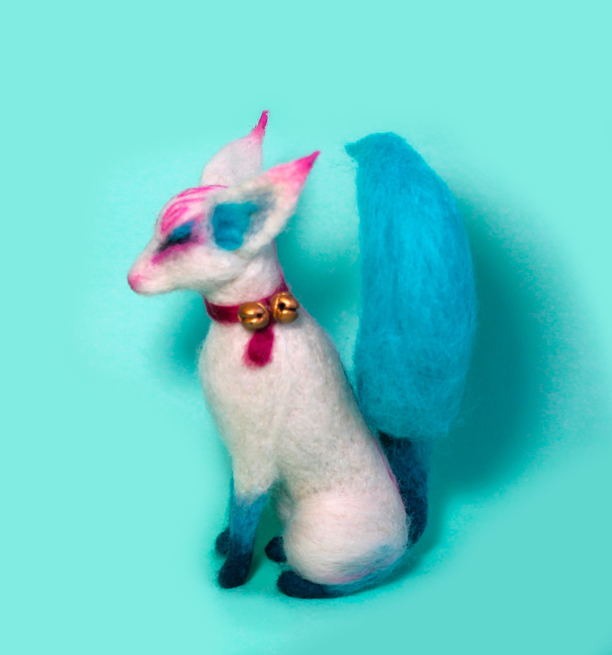 Ahri Spirit Blossom Fox Form Figurine League of Legends Needle Felted ...