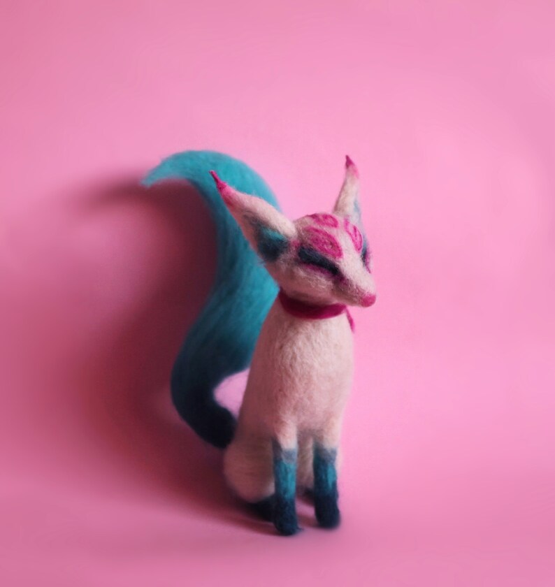 Ahri Spirit Blossom Fox Form Figurine League of Legends Needle Felted ...