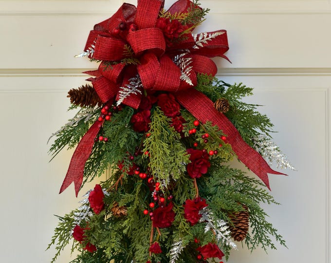 LED Holiday Cedar Swag – Red Bow, Pine Cones & Silver Fern - Etsy
