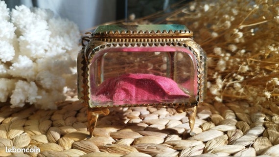 Old Beveled Glass Jewelry Box from the end of the 19t… - Gem