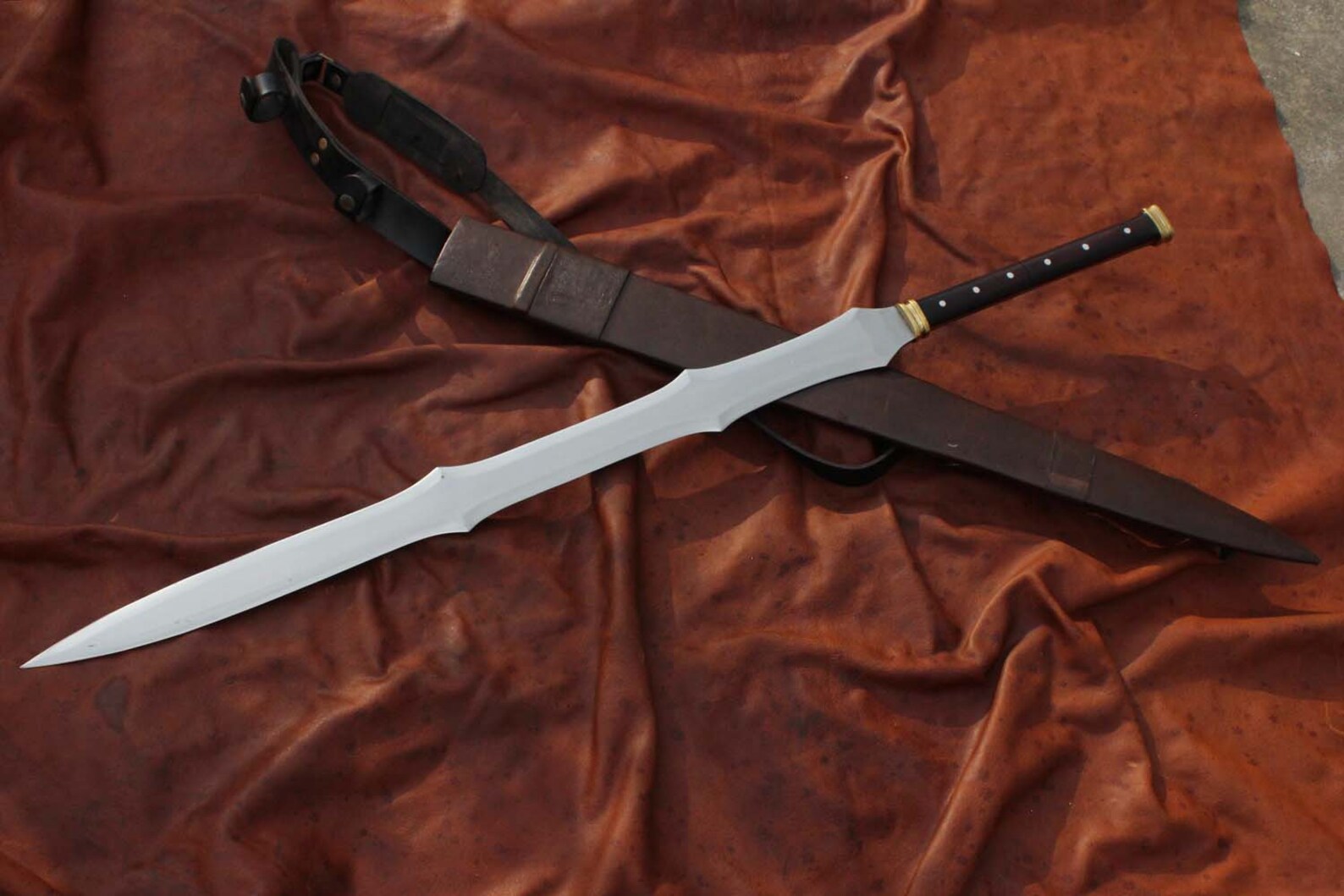 Viking Sword Large Sword Functional Sword 31 Inches Long Blade Kriss ...